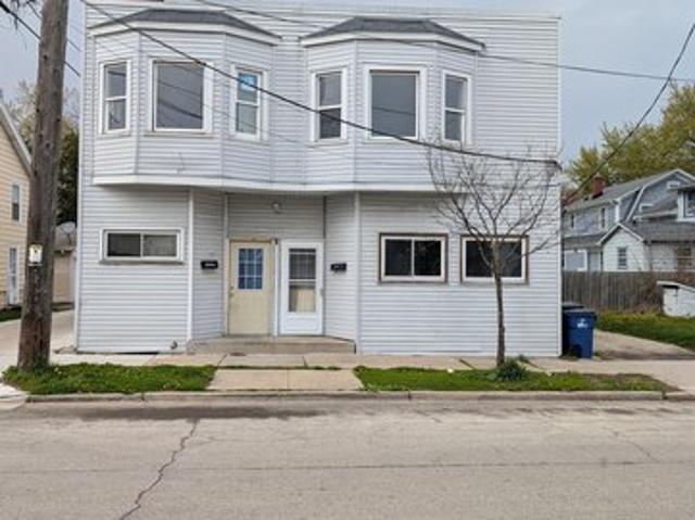 3010 17th St, Racine, WI 53405