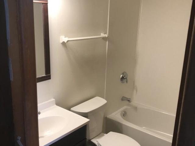3010 5th Avenue 1 Bedroom Apartment for Rent at 3010 5th Ave, South Milwaukee, WI 53172
