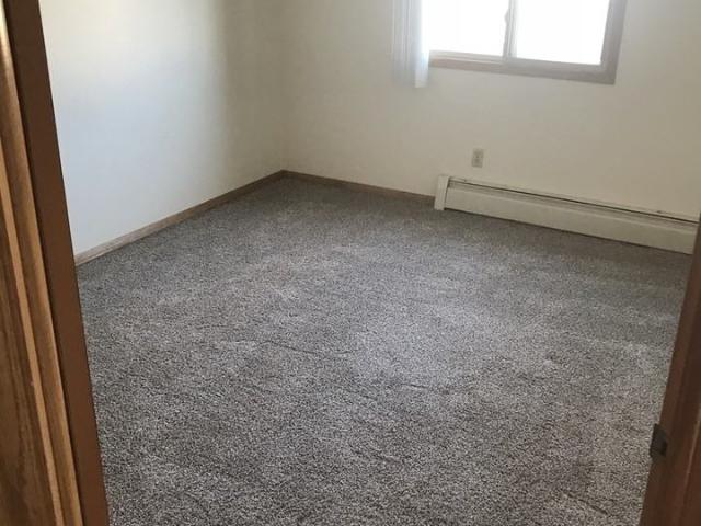 3010 5th Avenue 1 Bedroom Apartment for Rent at 3010 5th Ave, South Milwaukee, WI 53172