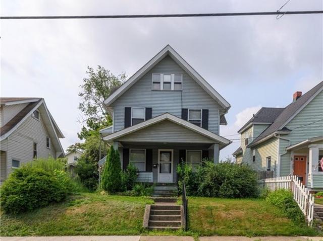 3010 9th St SW, Canton, OH 44710