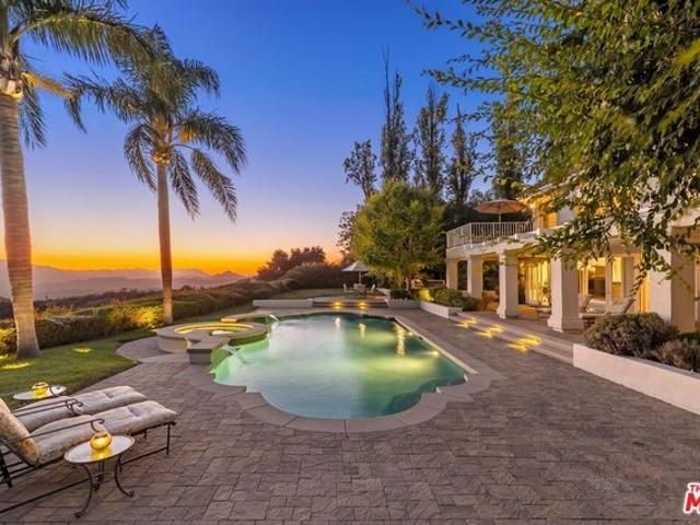 3011 Mountain Park Dr, Calabasas, CA 91302