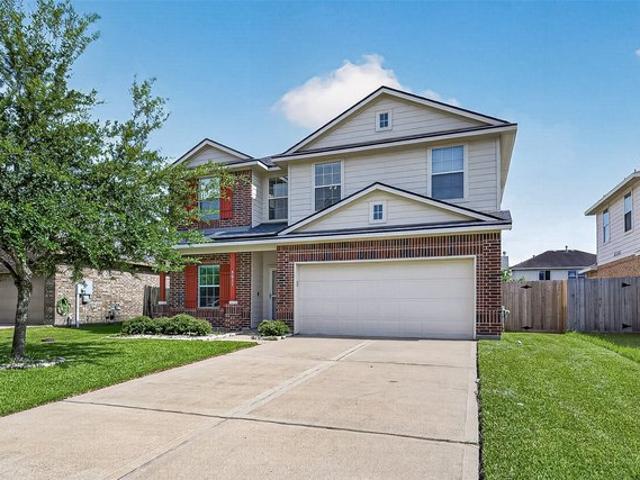 3011 Cambridge Meadows Ln, Dickinson, TX 77539