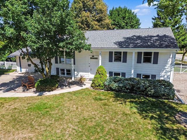 3011 Canterbury Drive