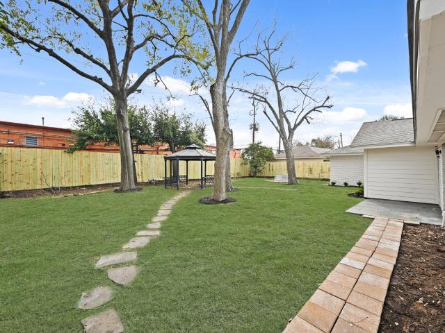 3011 Freshmeadows Dr, Houston, TX 77063 | MLS #28578