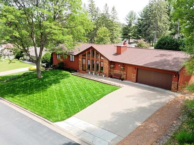 3011 Glendale Ave, Wausau, WI 54401