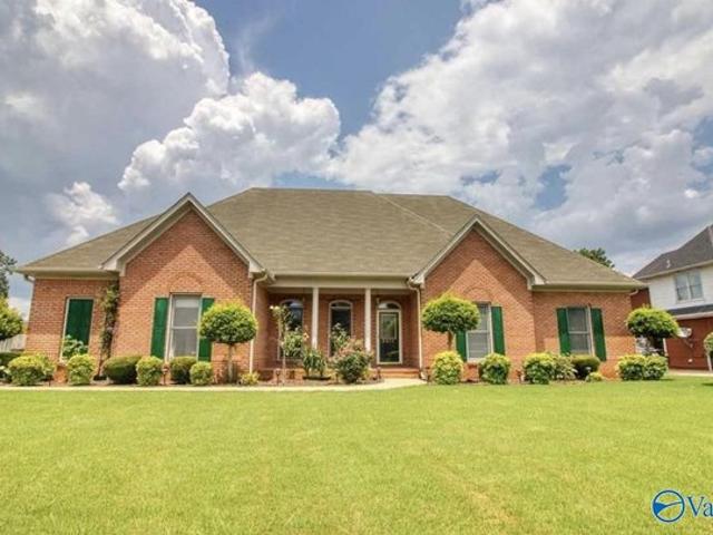 3011 Lenox Dr SW, Decatur, AL 35603
