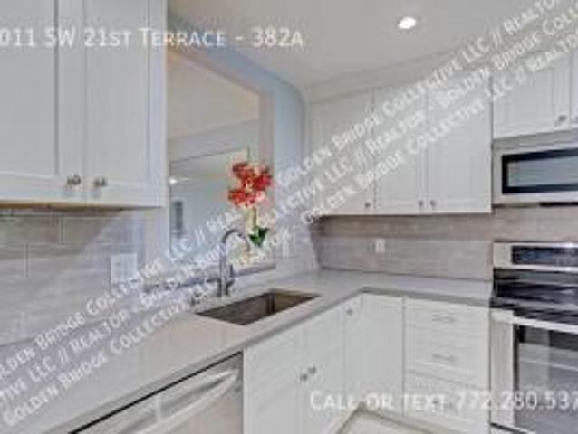 3011 SW 21st Terrace · Waterfront