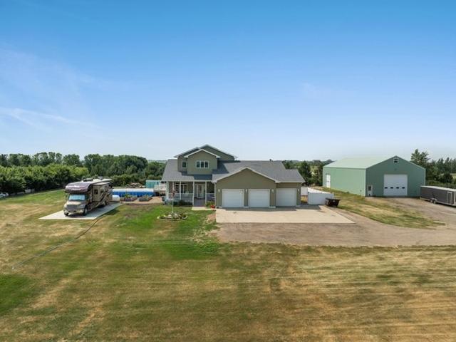 3011 54th Ave SW, Minot, ND 58701