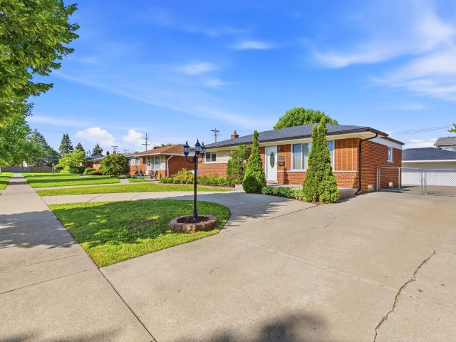 30121 Gloede Drive
