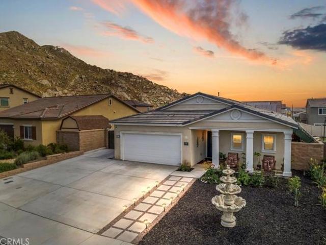 30121 Meadow Oaks St, Menifee, CA 92585