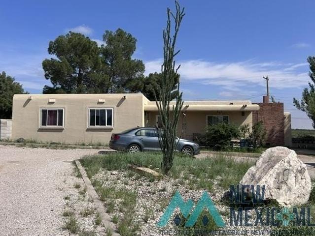 3012 Ocotillo Canyon Dr, Carlsbad, NM 88220