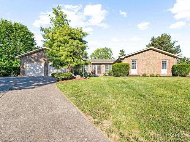 3012 Ash Ct, Mason, OH 45040