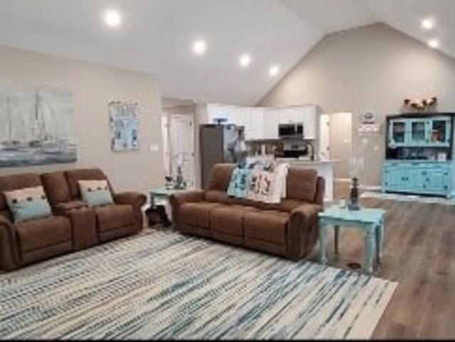 3012 Cambridge Ct