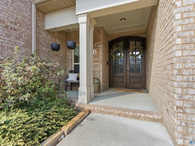 3012 Chimney Cove Circle SE