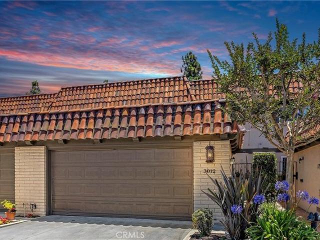 3012 Club House, Costa Mesa, CA 92626