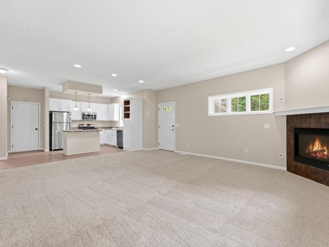 3012 Cottage Lane N