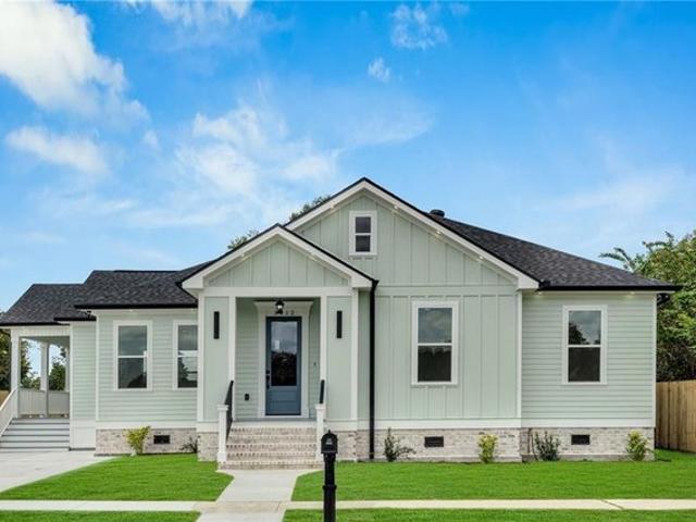 3012 Gallo Dr, New Orleans, LA 70143