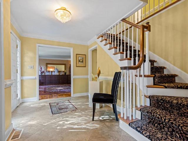 3012 Golden Hind RD
