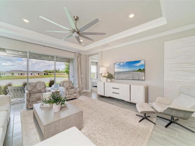 3012 Tramonto Ct, Bradenton, FL 34211 | MLS #TB8492 | Compass