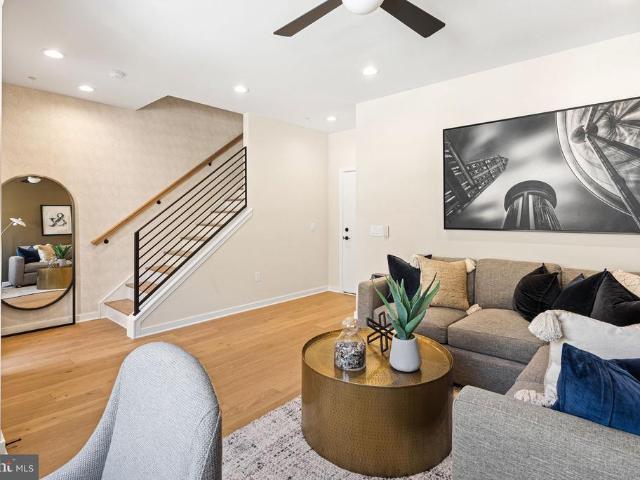 3012 Vice Admiral Way