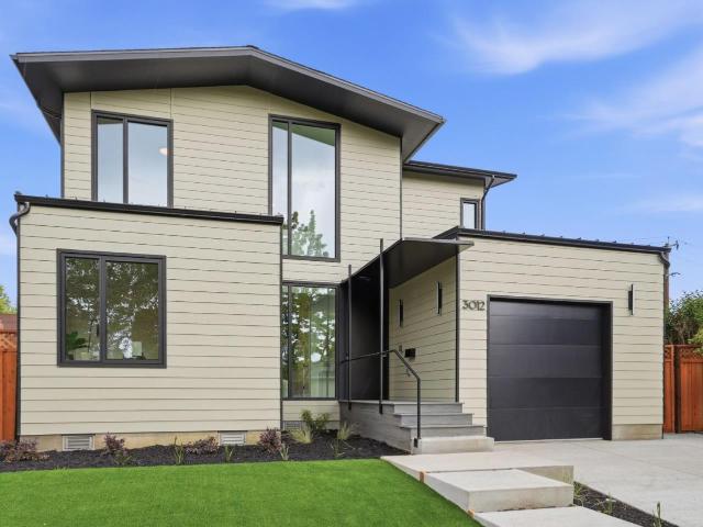 3012 Vistamont Drive