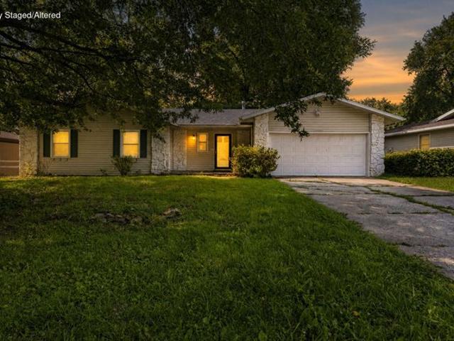 3012 W Countryside Dr, Springfield, MO 65807