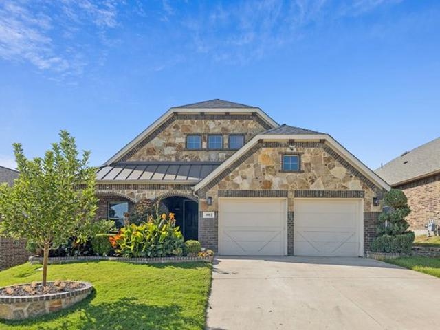 3012 Waterglen Dr, Fort Worth, TX 76244
