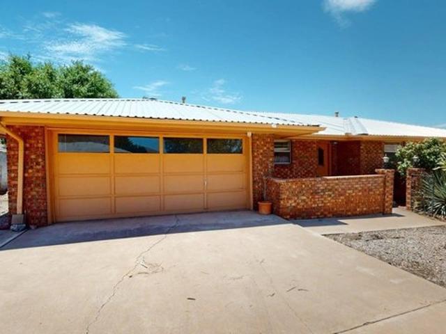 3012 15th St, Alamogordo, NM 88310