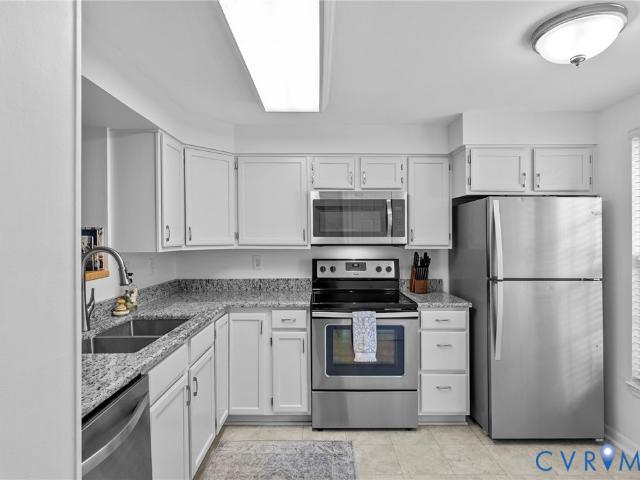 3013 Montfort Loop