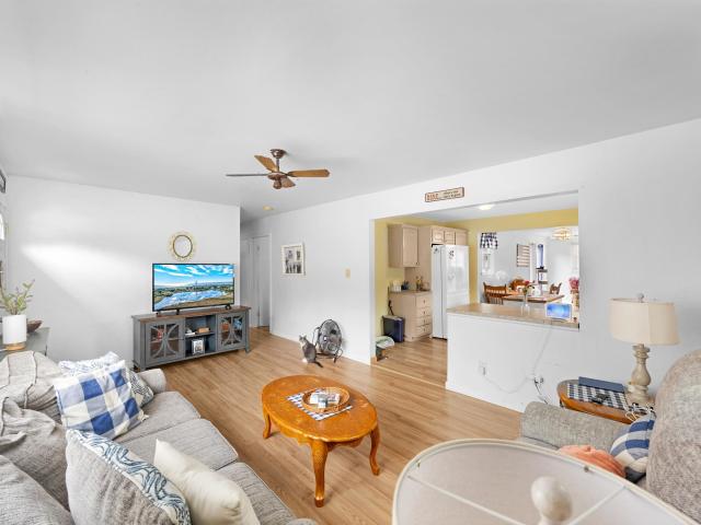 3013 Bayshore Road