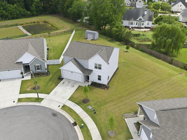 3013 Chipper Lane W