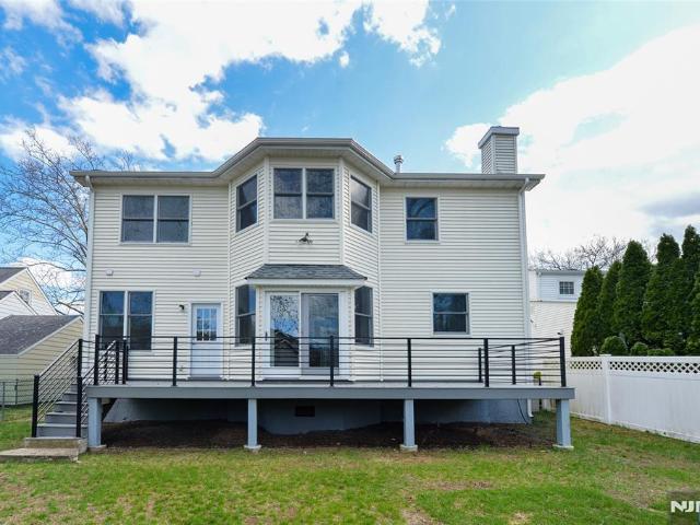 3013 High Street
