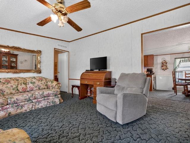 3013 Upper Hilham Rd