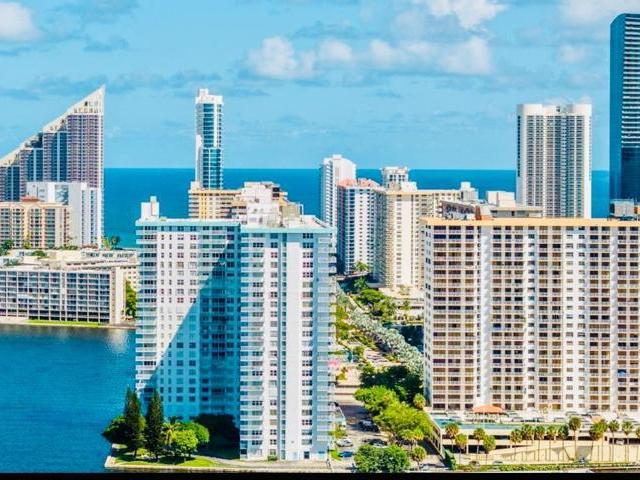301 174th St #2019, Sunny Isles Beach, FL 33160