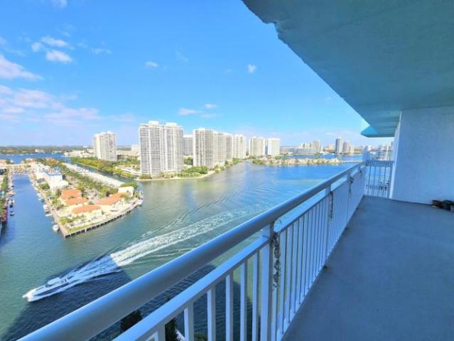 301 174th St #2420, Sunny Isles Beach, FL 33160