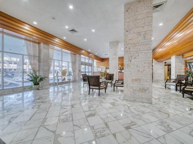 301 174th St NE #902, Sunny Isles Beach, FL 33160