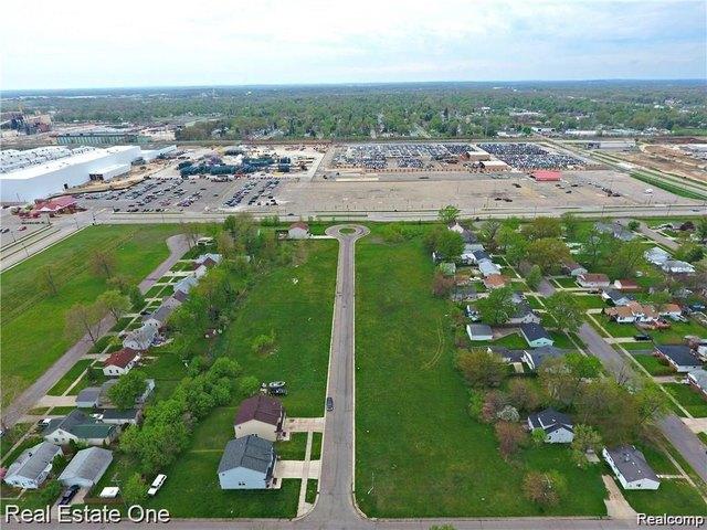 301 2nd Ave, Pontiac, MI 48340