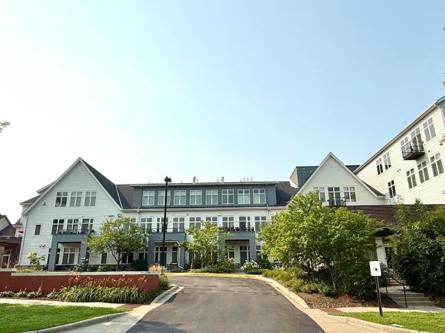 301 7th Street W # 2402