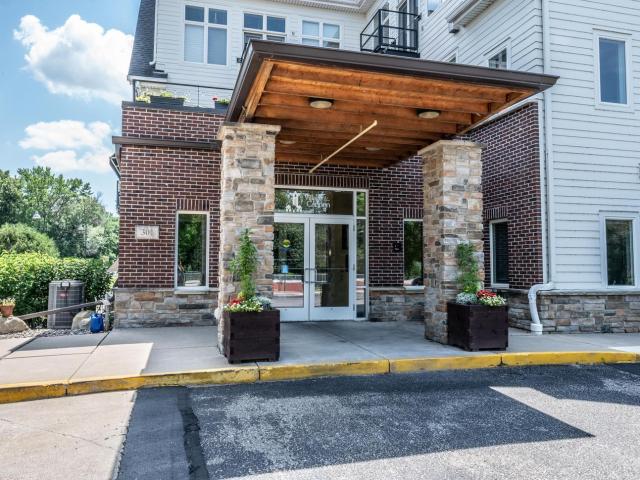 301 7th Street W # 2203