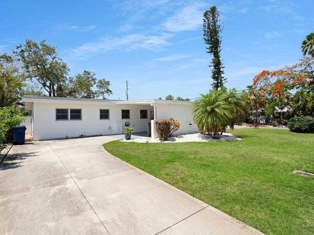 301 41st Ave, Saint Pete Beach, FL 33706