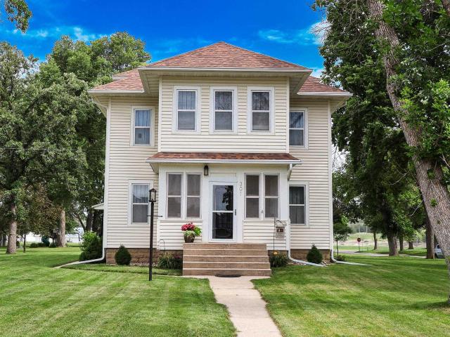 301 5th Ave N