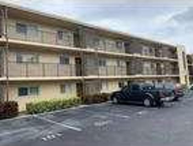 301 87th Ave #302, Saint Pete Beach, FL 33706