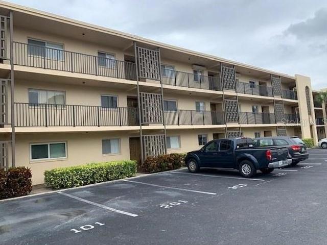 301 87th Ave #302, Saint Pete Beach, FL 33706