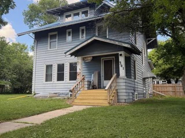 301 Connecticut Ave, Adrian, MN 56110
