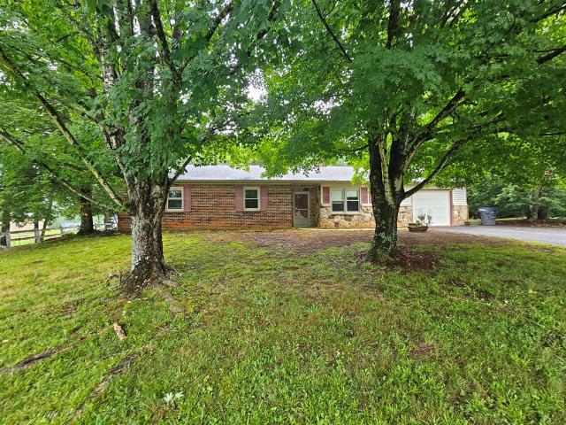 301 Cora Rd