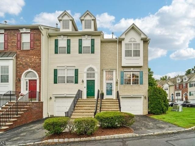 301 Cambridge Dr, Butler, NJ 07405