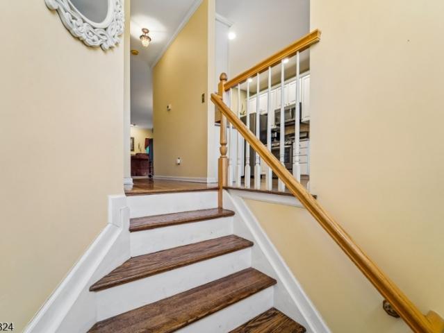 301 Cambridge Dr