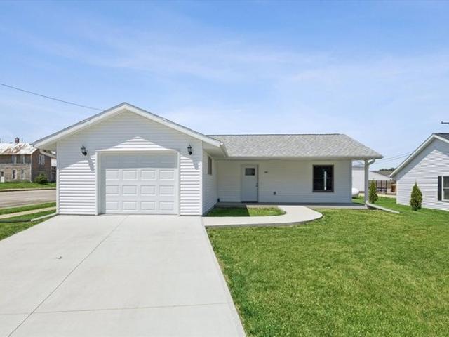 301 Church Ave, Lost Nation, IA 52254