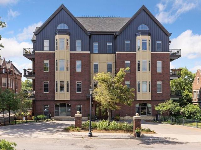301 Clifton Ave Apt 1H, Minneapolis, MN 55403