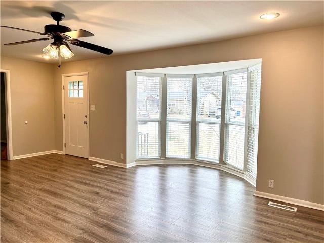301 Crestview Drive, Bentonville, US, AR